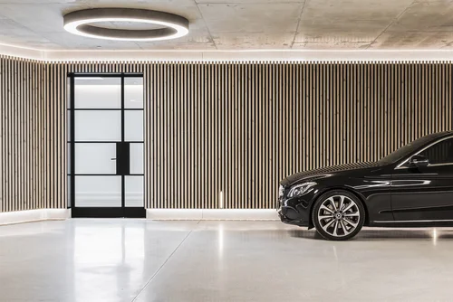 Deluxe Private Multi Car Garage in Sydney | Covet