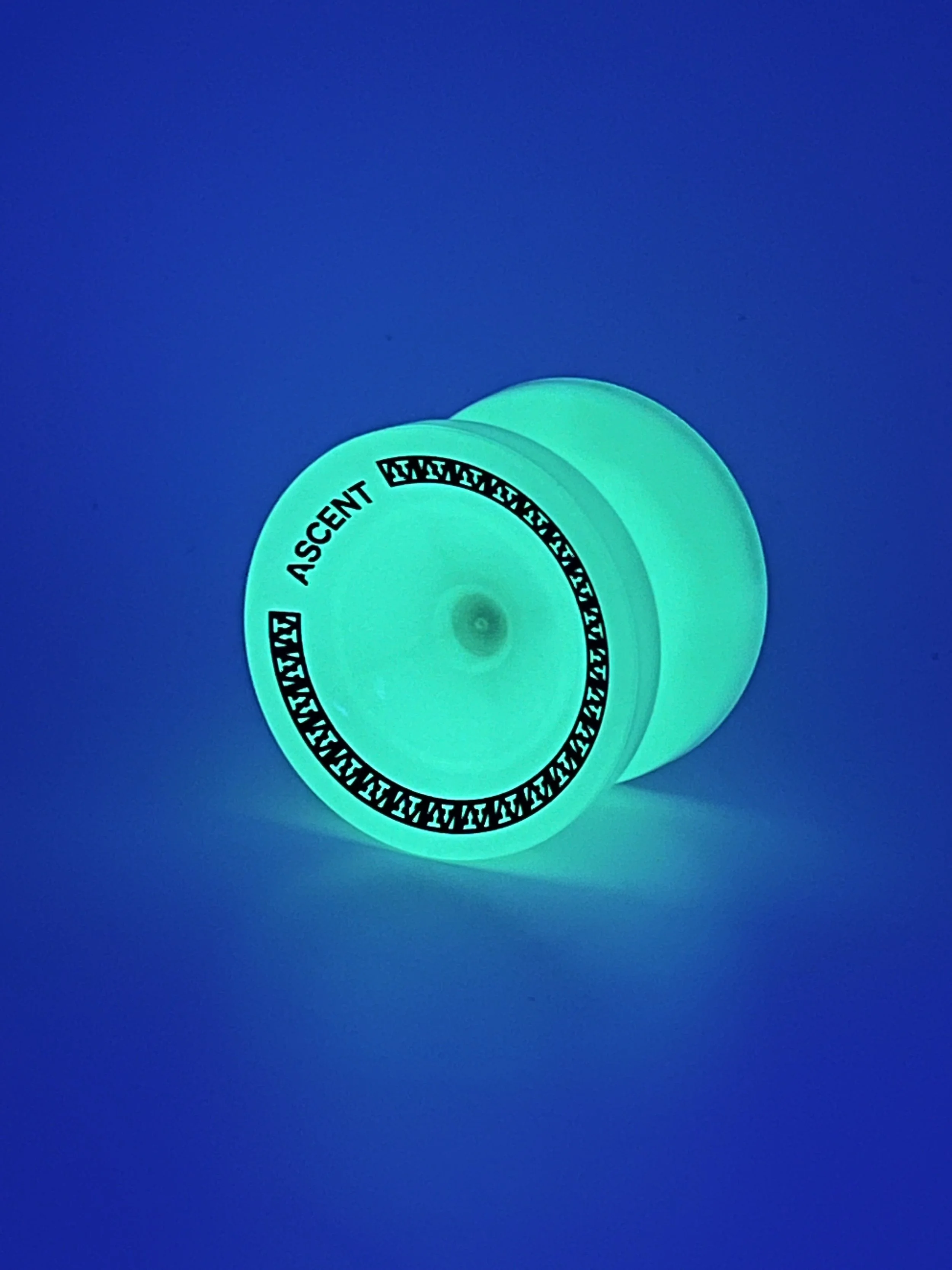 OFFSET YOYO by Brandon Vu