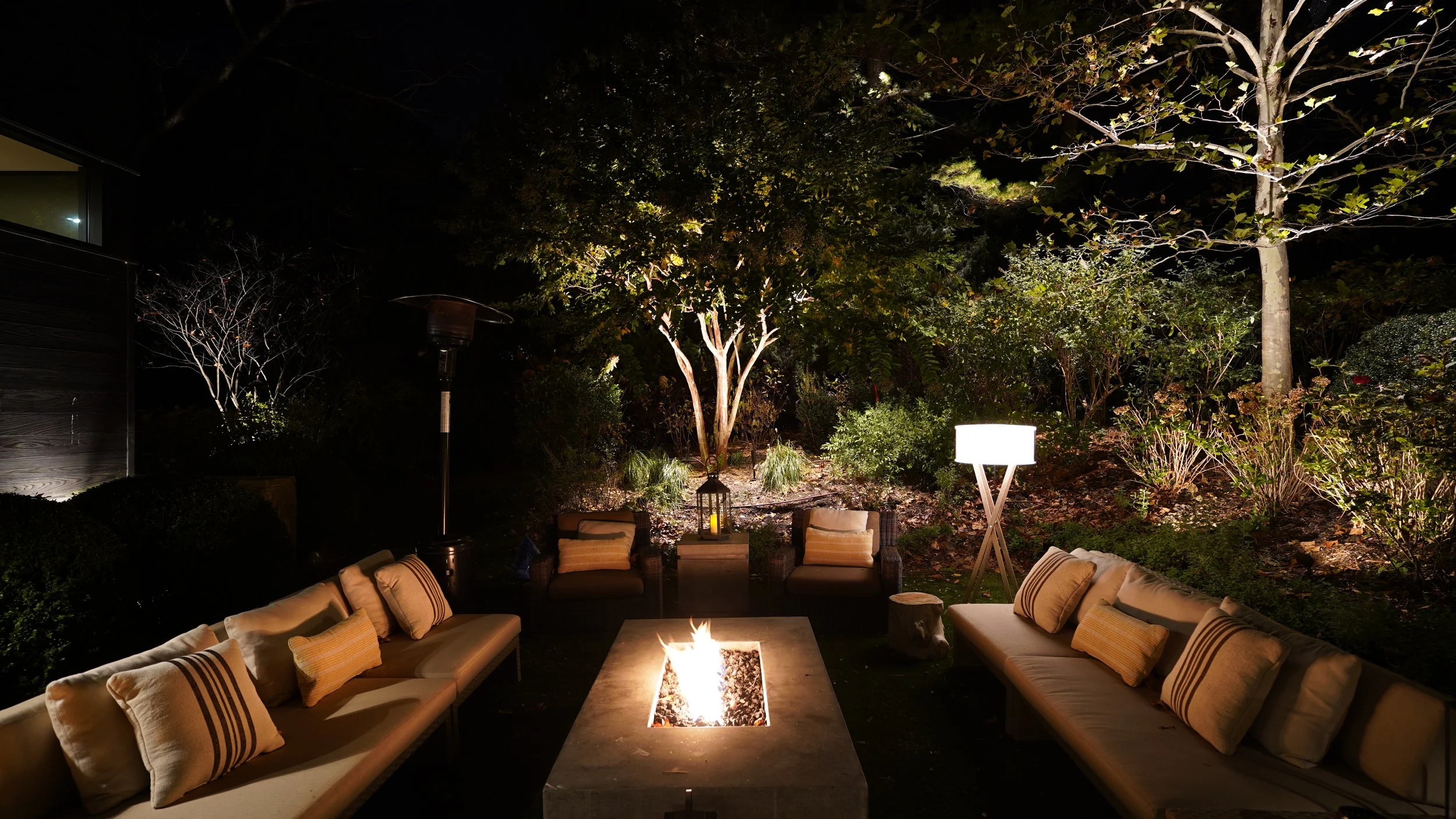 Luminism Design | Landscape Lighting