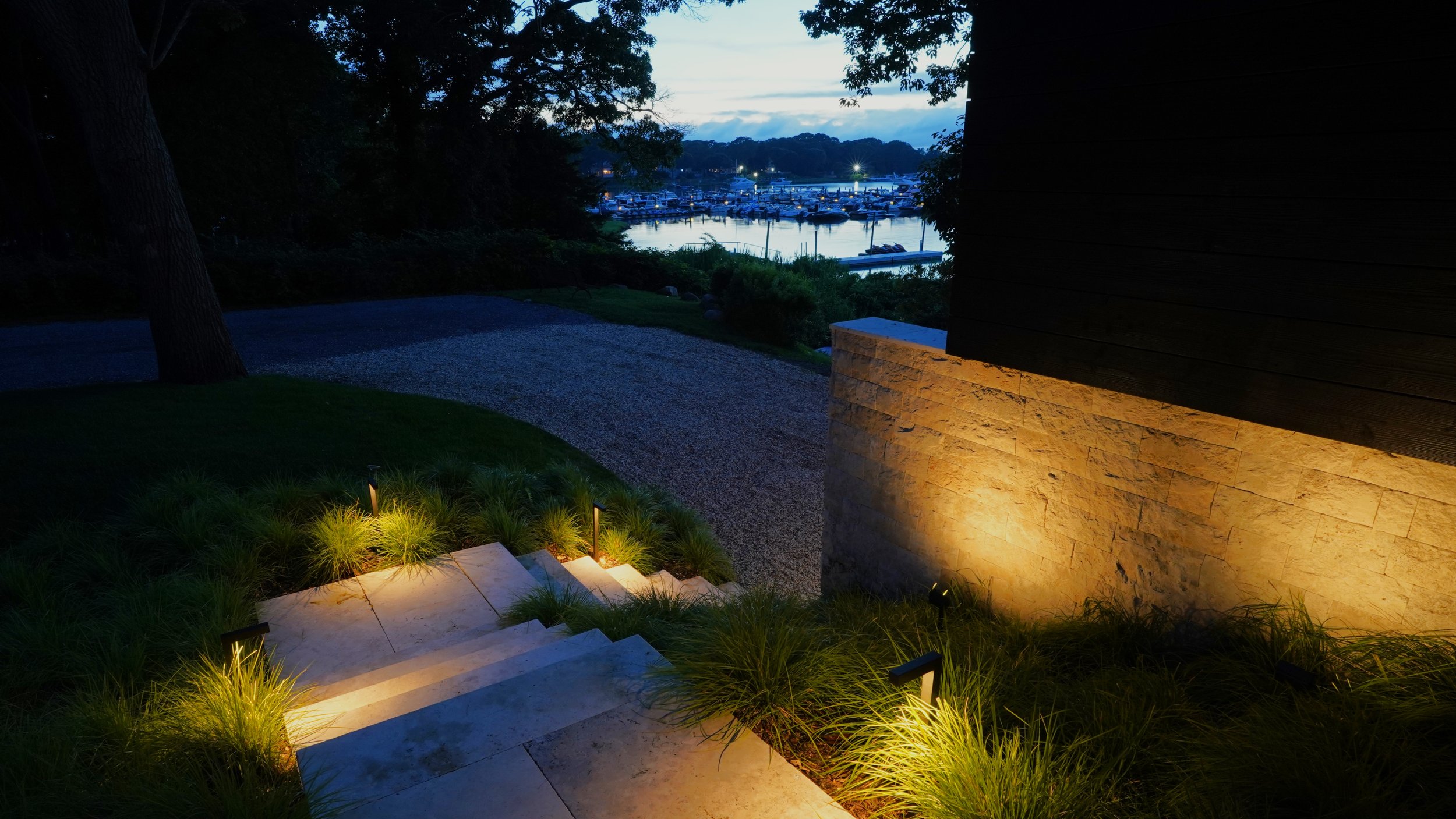 Luminism Design | Landscape Lighting