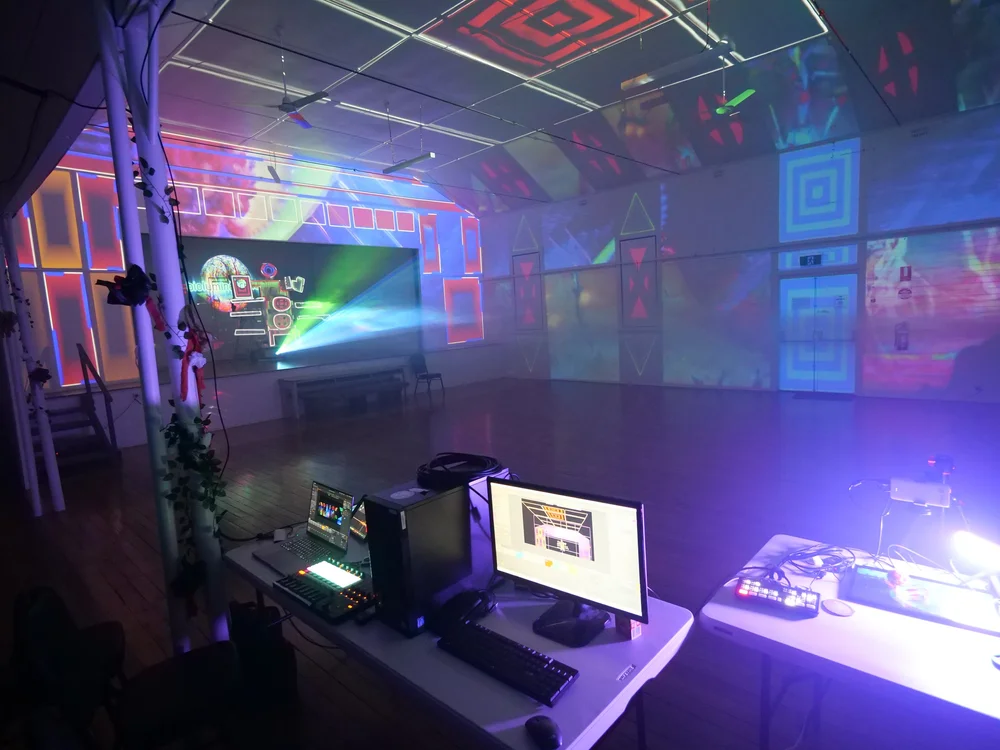 Special projects - Bioluminescence — Atlas of Life