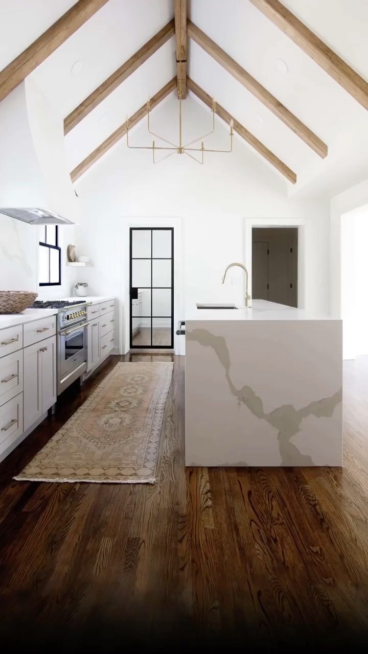 #LoveTheRoom — Ornamental Decorative Millwork