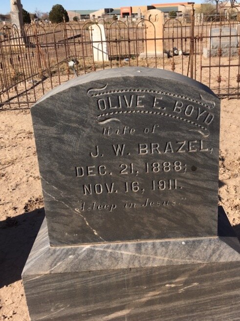 DAN CROW PRESENTS: HERE "LIES"!