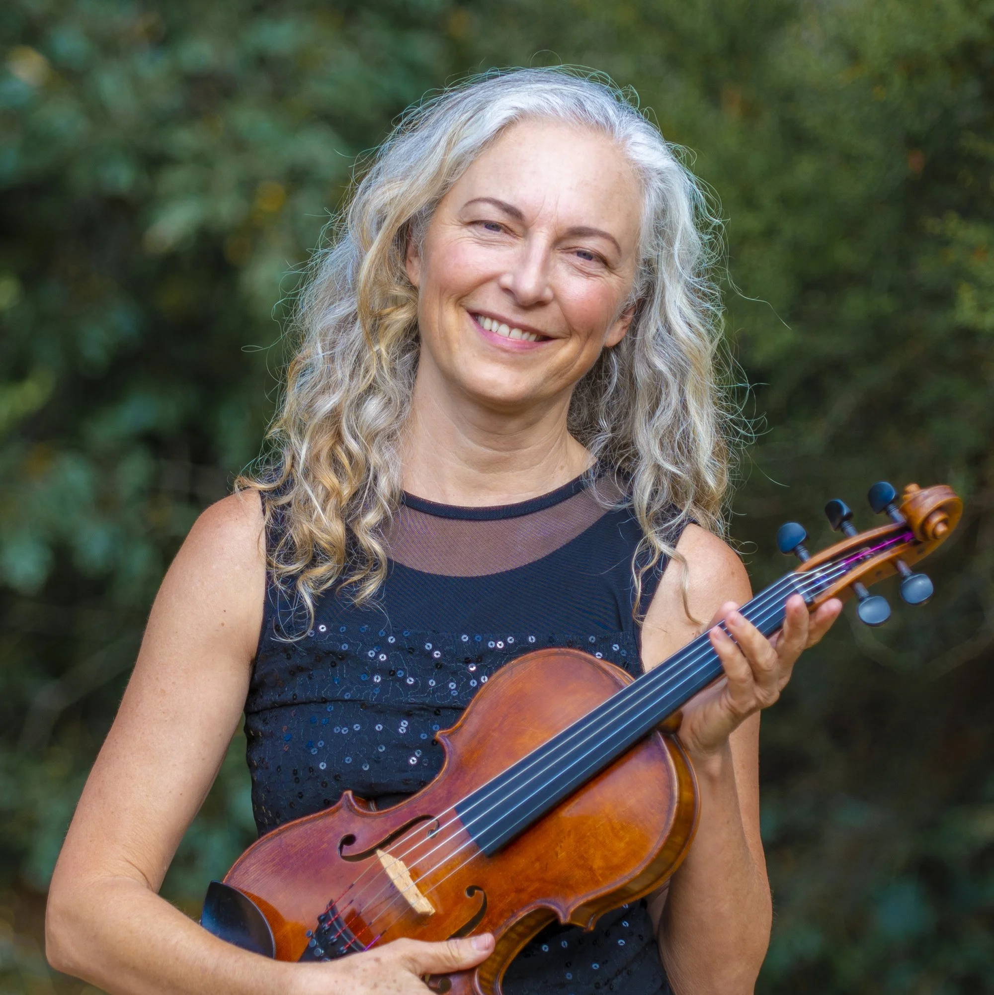 Photos — Suzuki Cady | Acoustic Folk Music