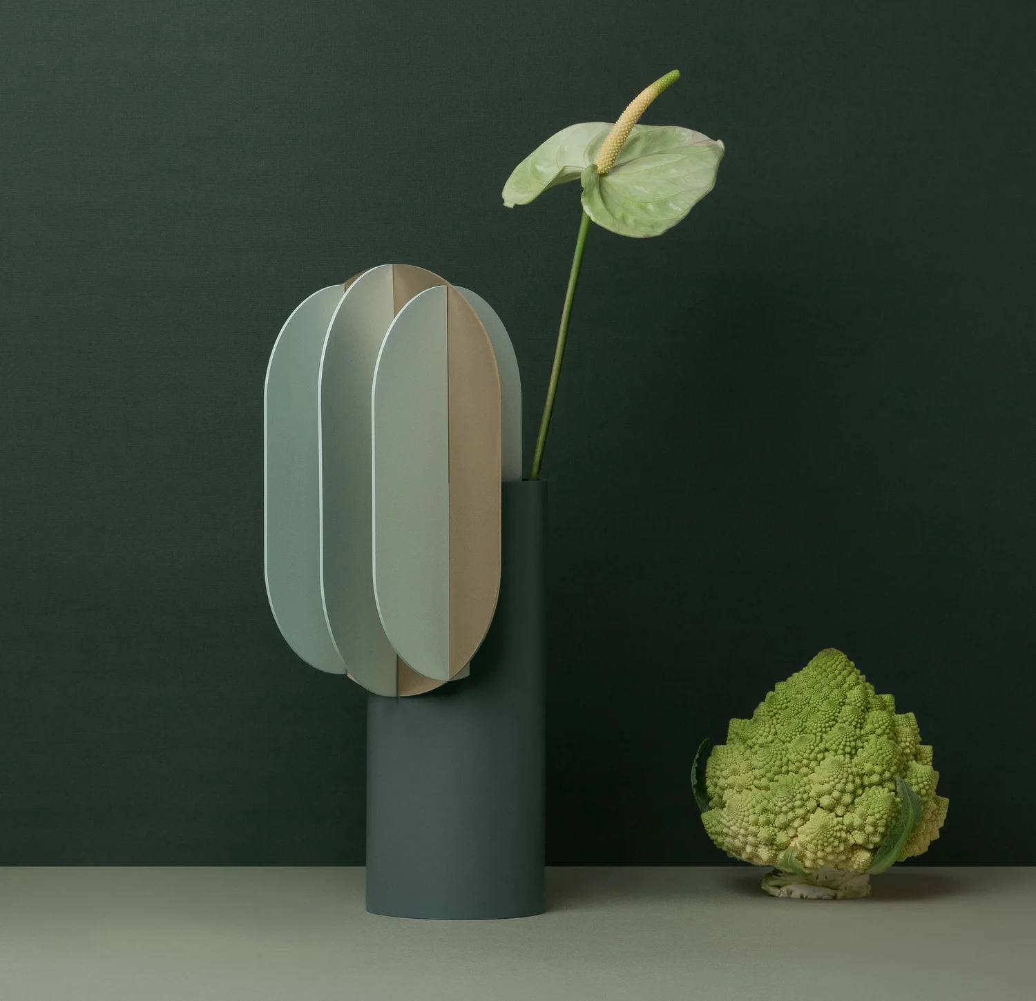 Gabo Vase CS9 — noom