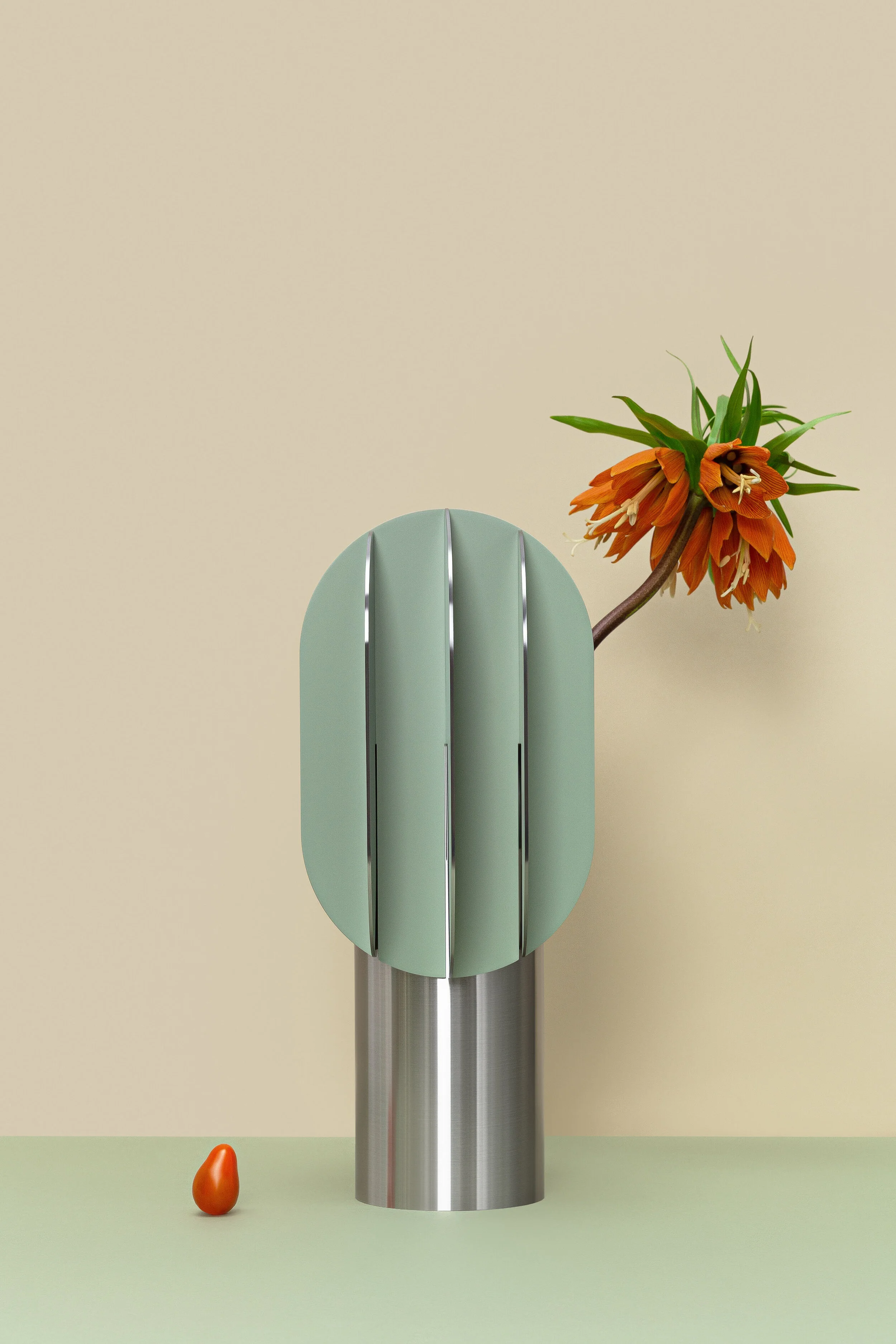 Gabo Vase CS11 — noom