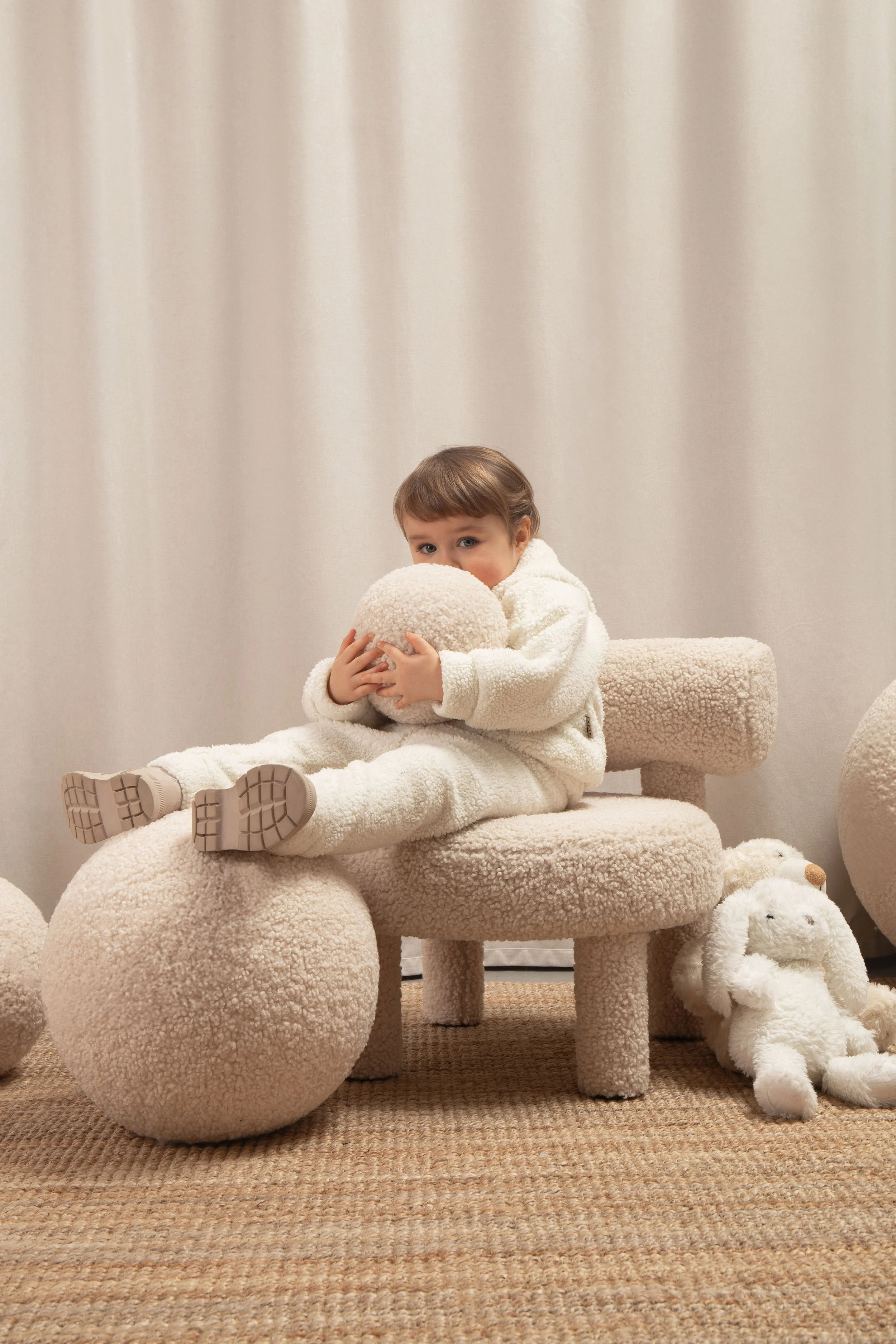 Baby Low Chair Gropius CS1 Fluffy Edition — noom