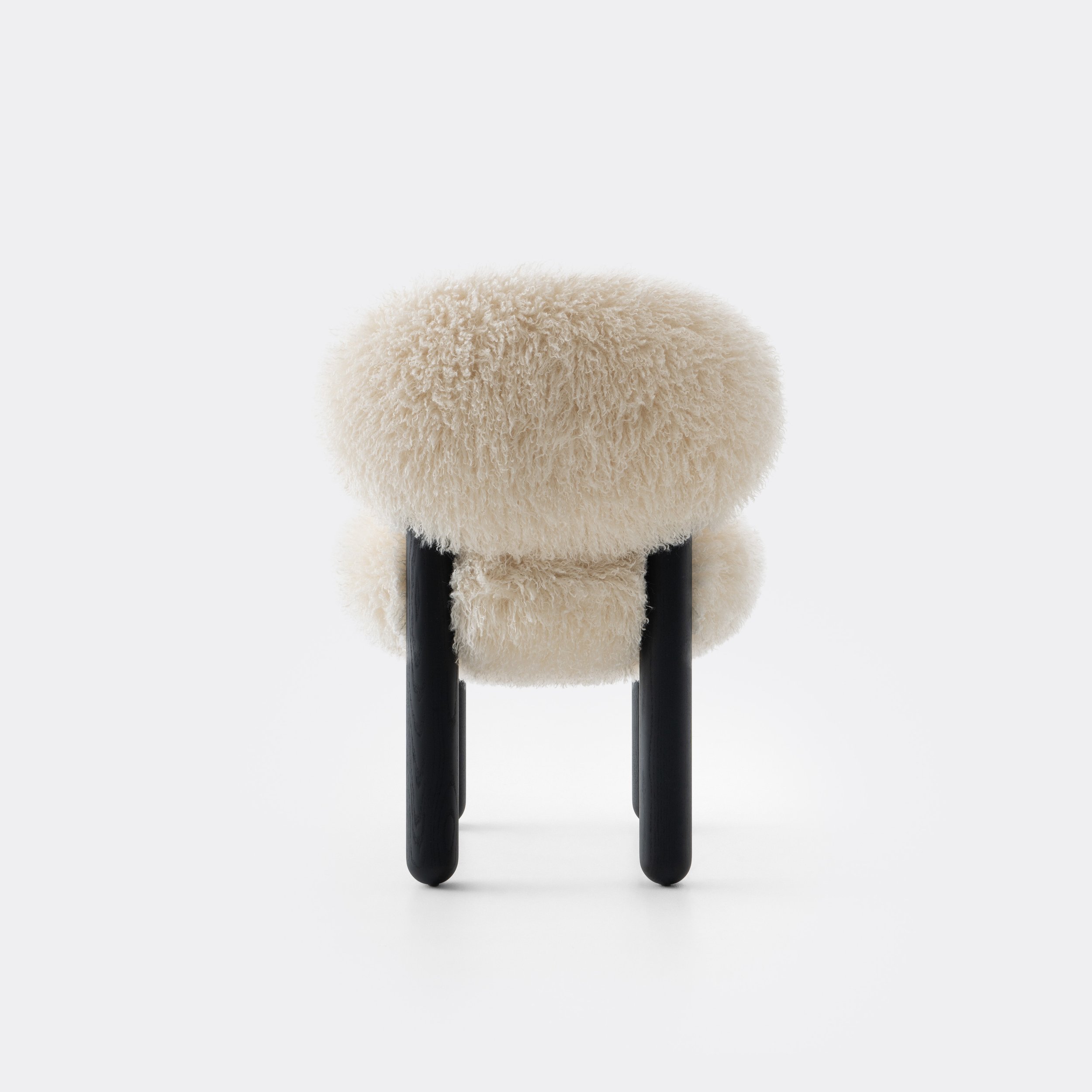 Contemporary accent chair Flock in Fluffy upholstery — noom
