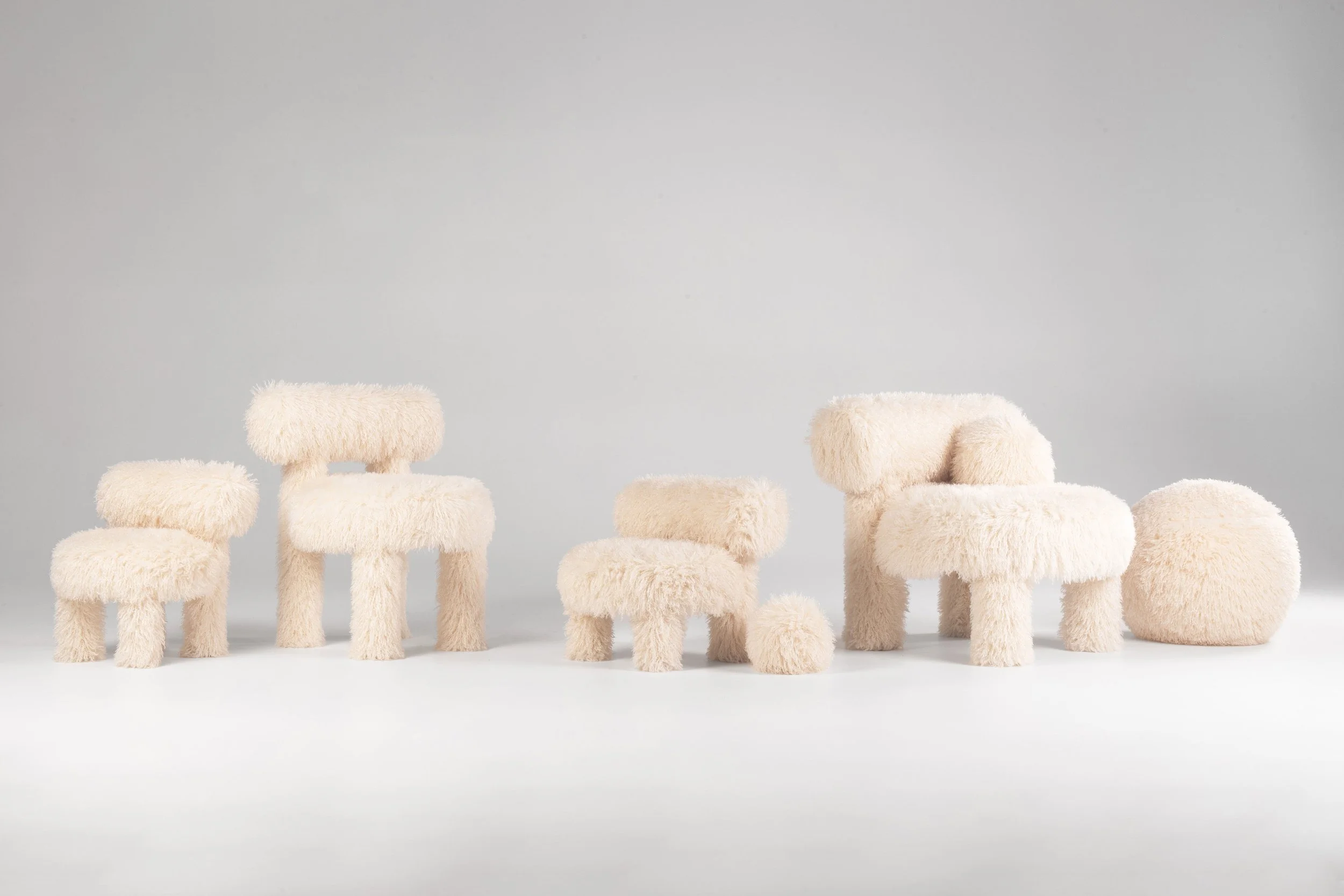 Low Chair Gropius CS1 Fluffy Edition — noom