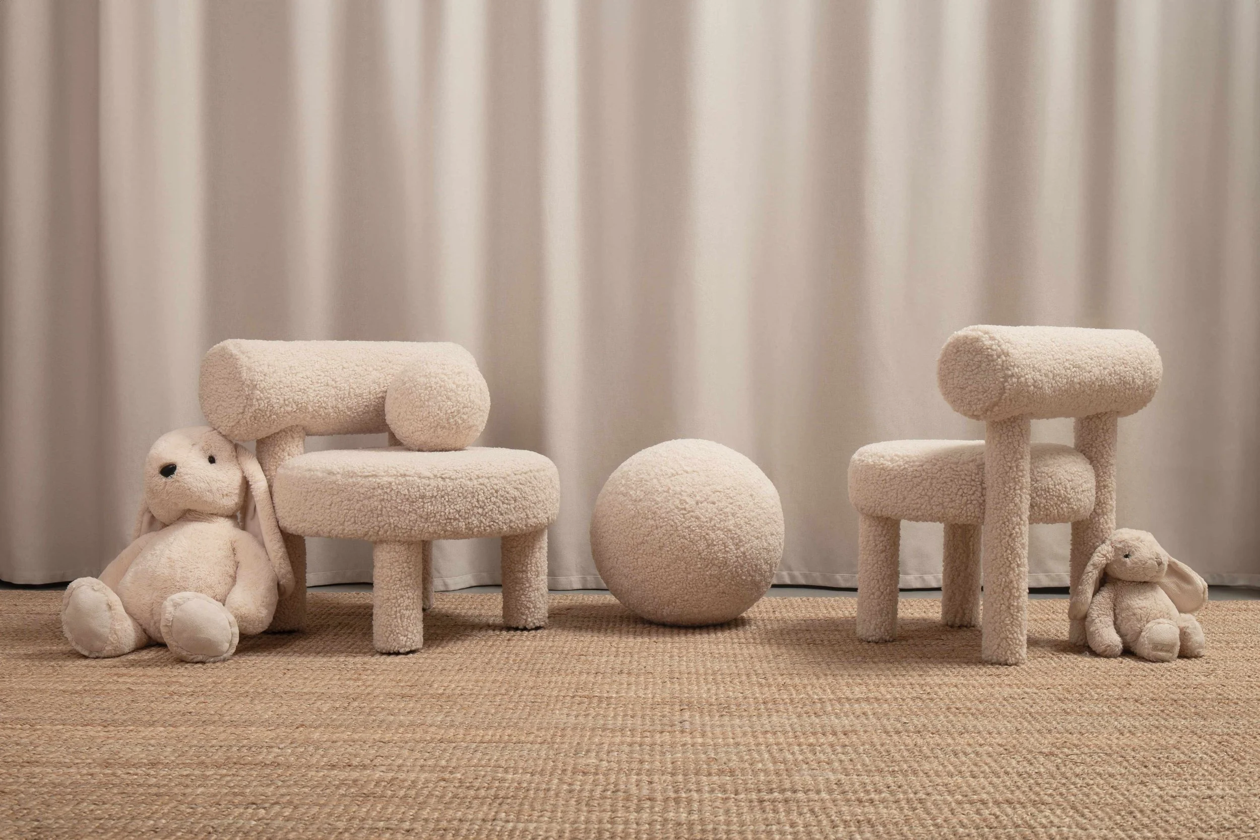 Baby Low Chair Gropius CS1 in Faux Fur — noom