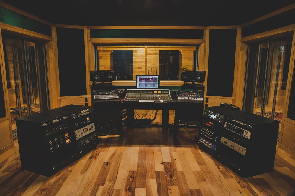 STUDIO — SOUND MACHINE STUDIO