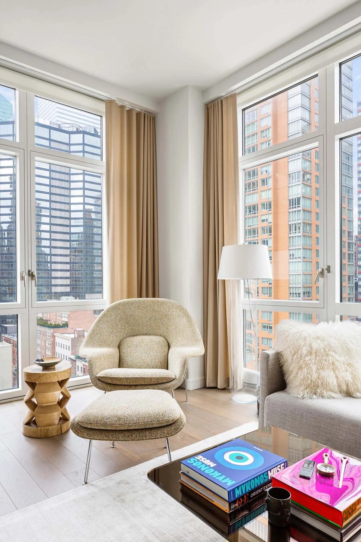 Manhattan NYC Interior Design - Midtown Apartment — Stoneledge Studio ...