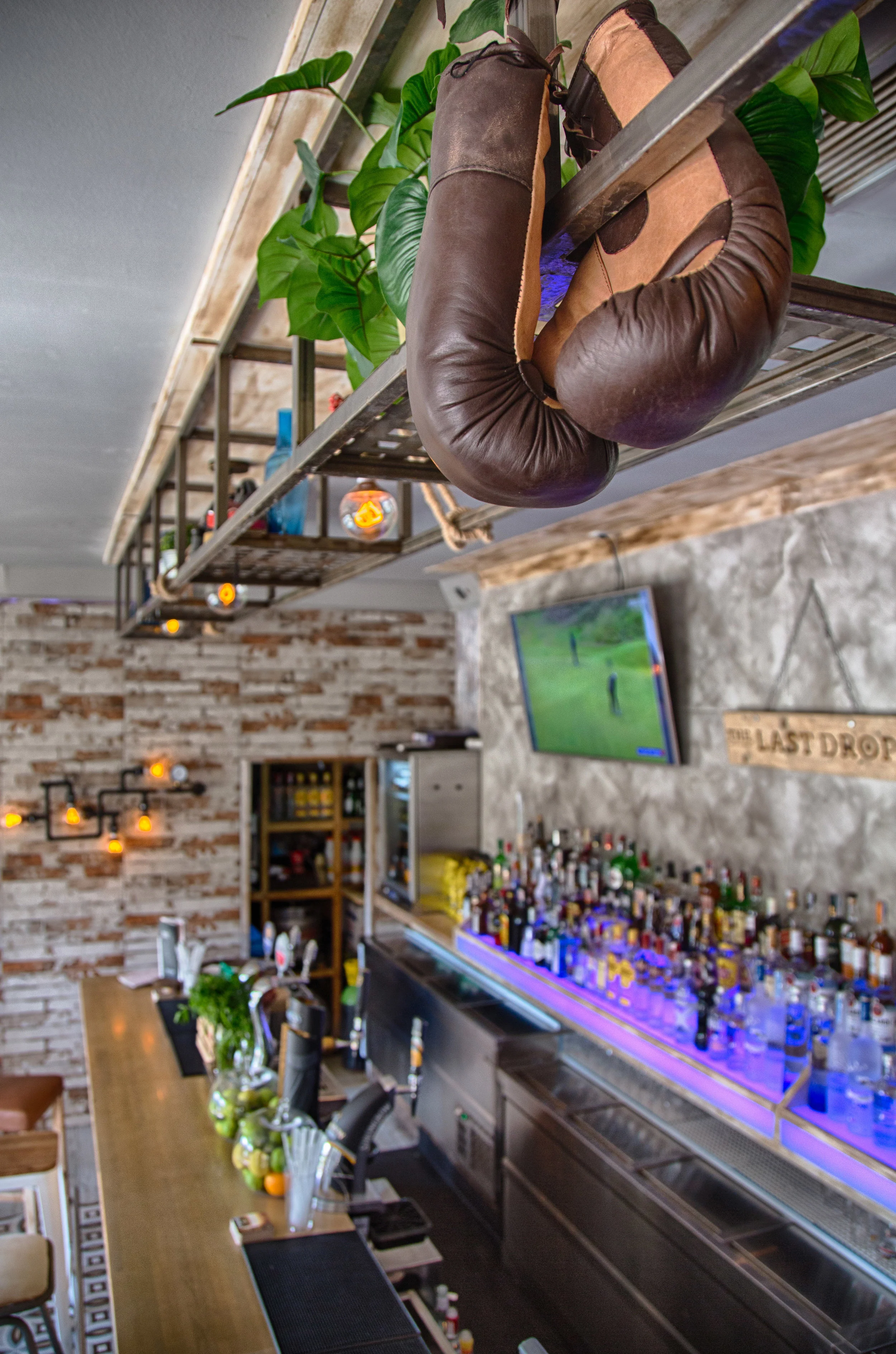 Gallery — The Last Drop Bar, La Manga Club