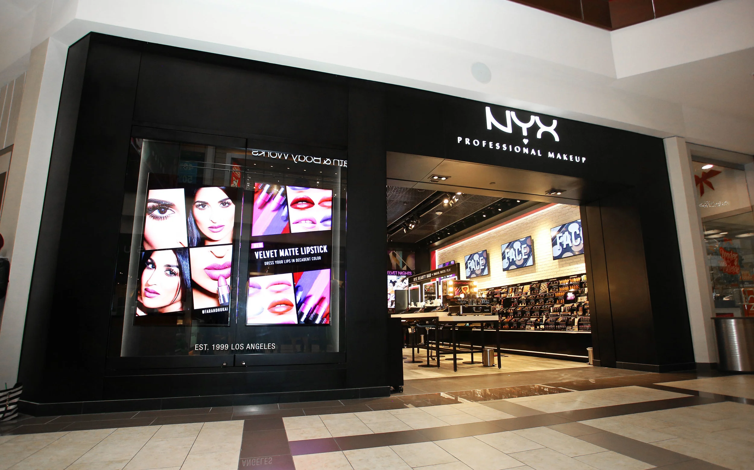 Pro Makeup Boutique Dubai | Saubhaya Makeup