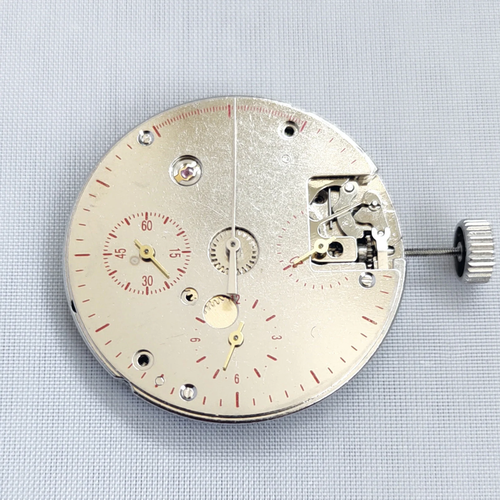 ST1903 mechanical chronograph movement — Alpha