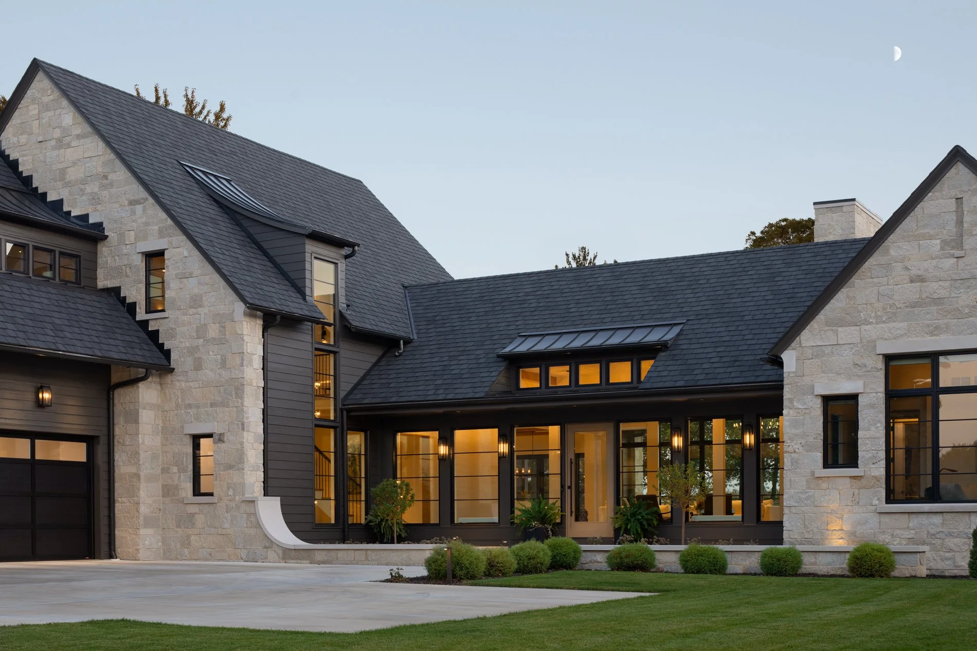 Custom Luxury Home Design - Residential Architecture