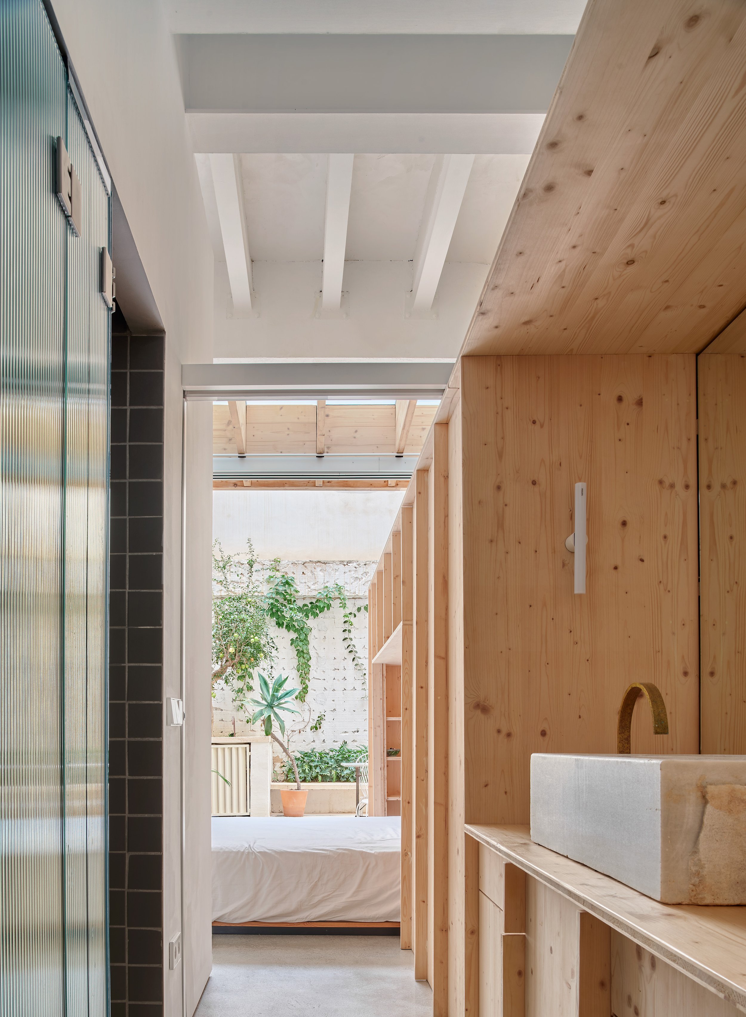 V66 Renovation — auba