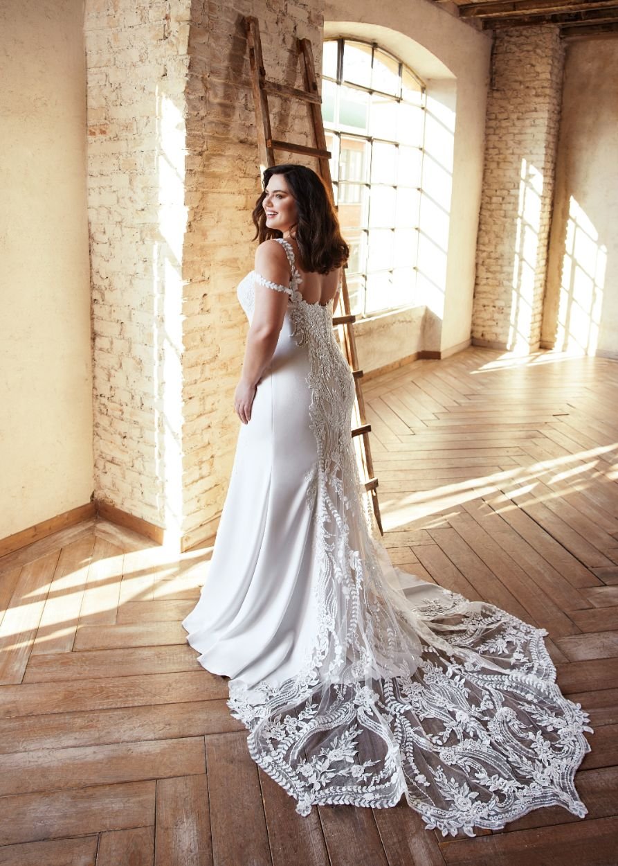 Lush Curve Bridal I Surrey & West Sussex Plus Size Wedding Dresses I ...