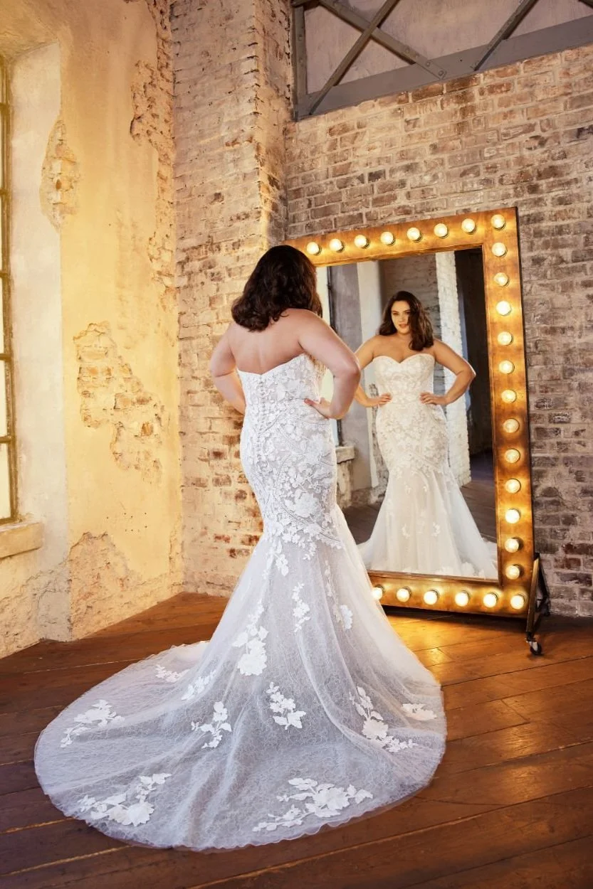 Lush Curve Bridal I Surrey & West Sussex Plus Size Wedding Dresses I ...