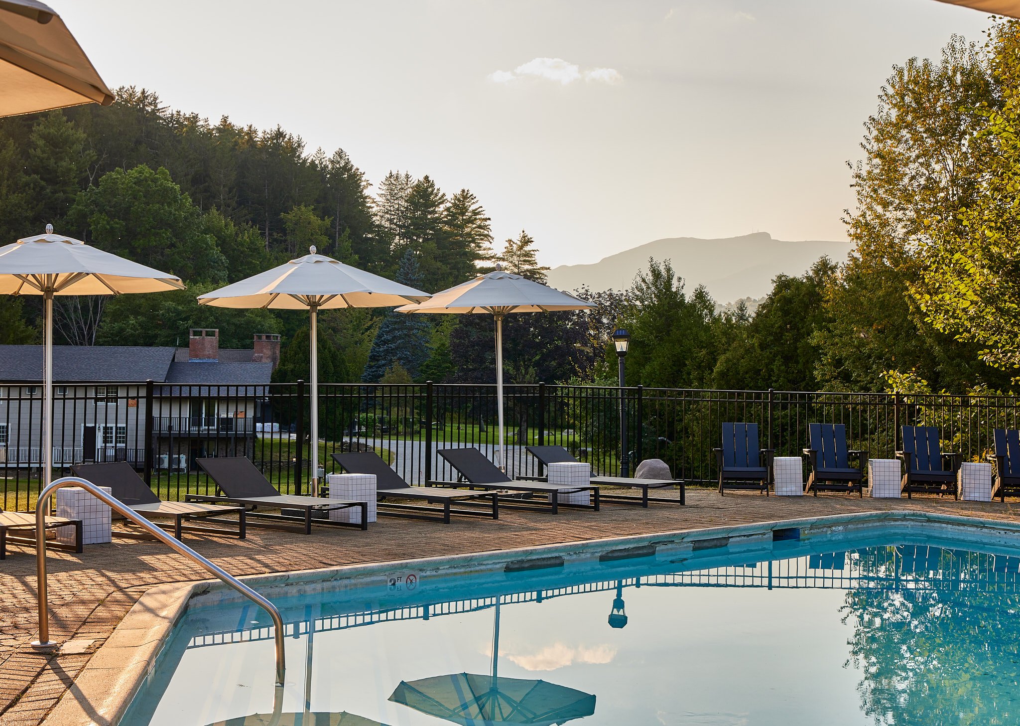 Bluebird Cady Hill Lodge — Elder & Ash