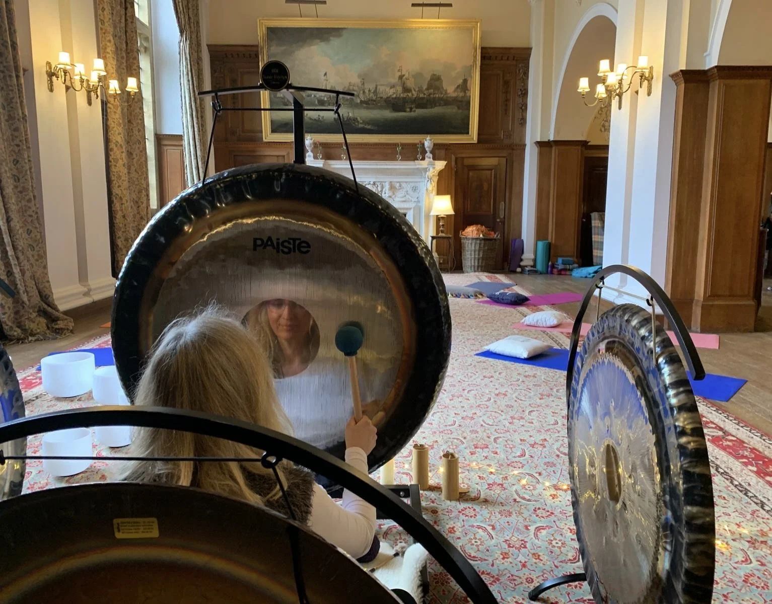 Gong Baths — Carmen Belle White Music