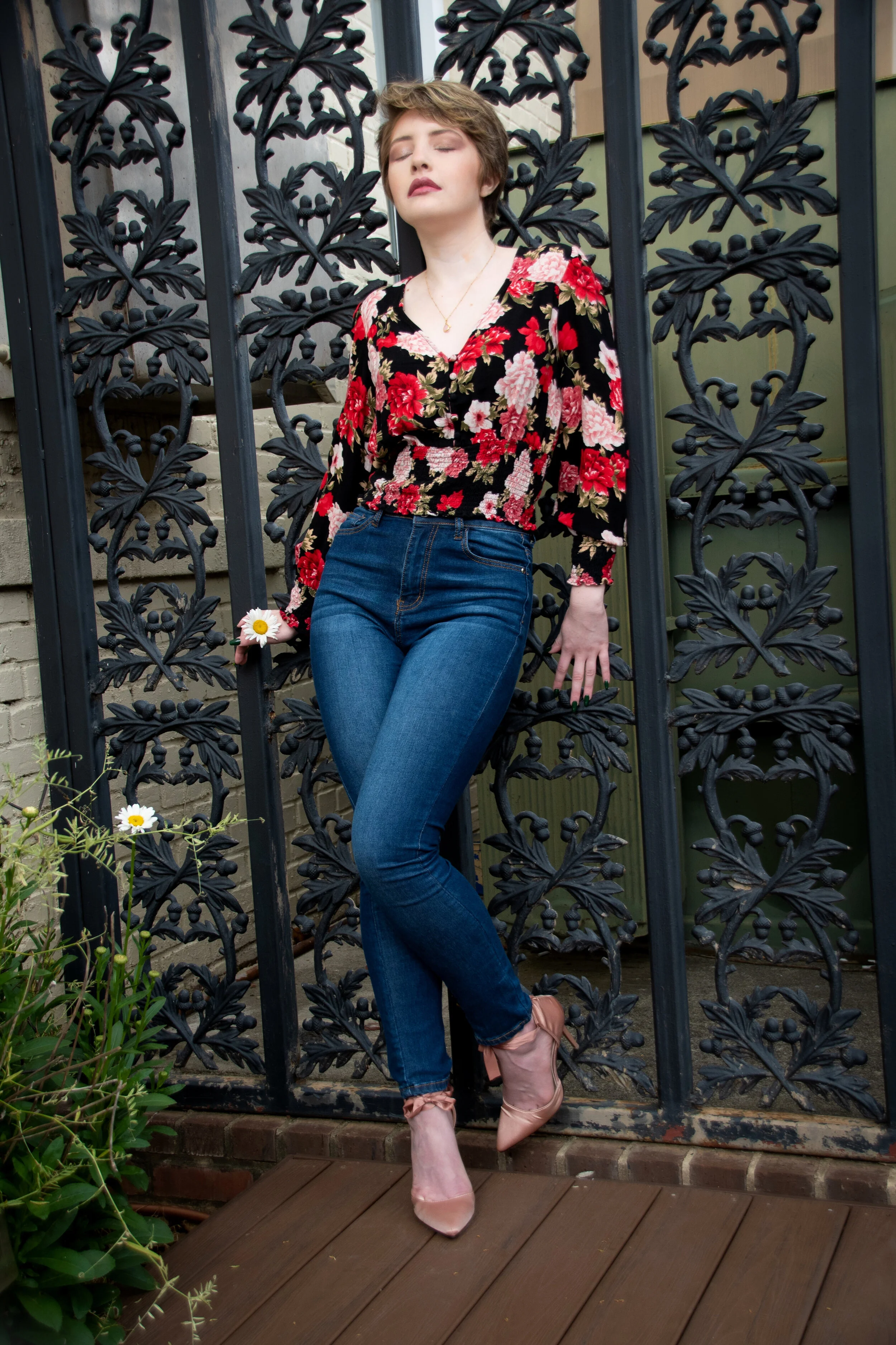 LEANORE-FASHION — PAMA MODELS