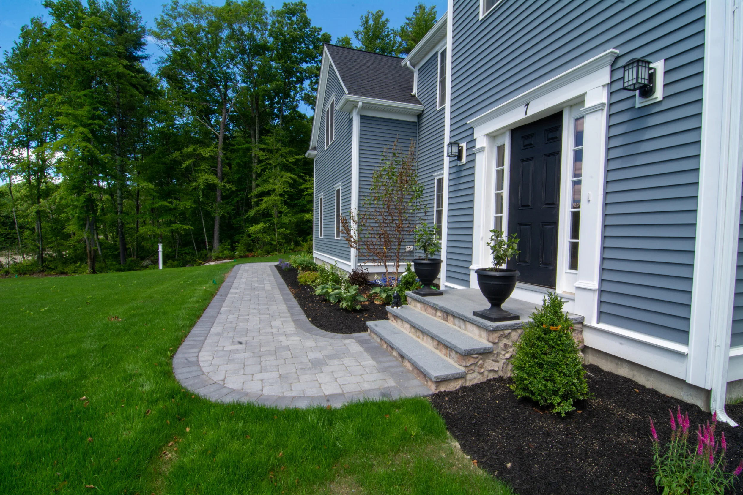 Hardscape: Granite, Bluestone, Paver Walkways by Elite Stoneworks ...