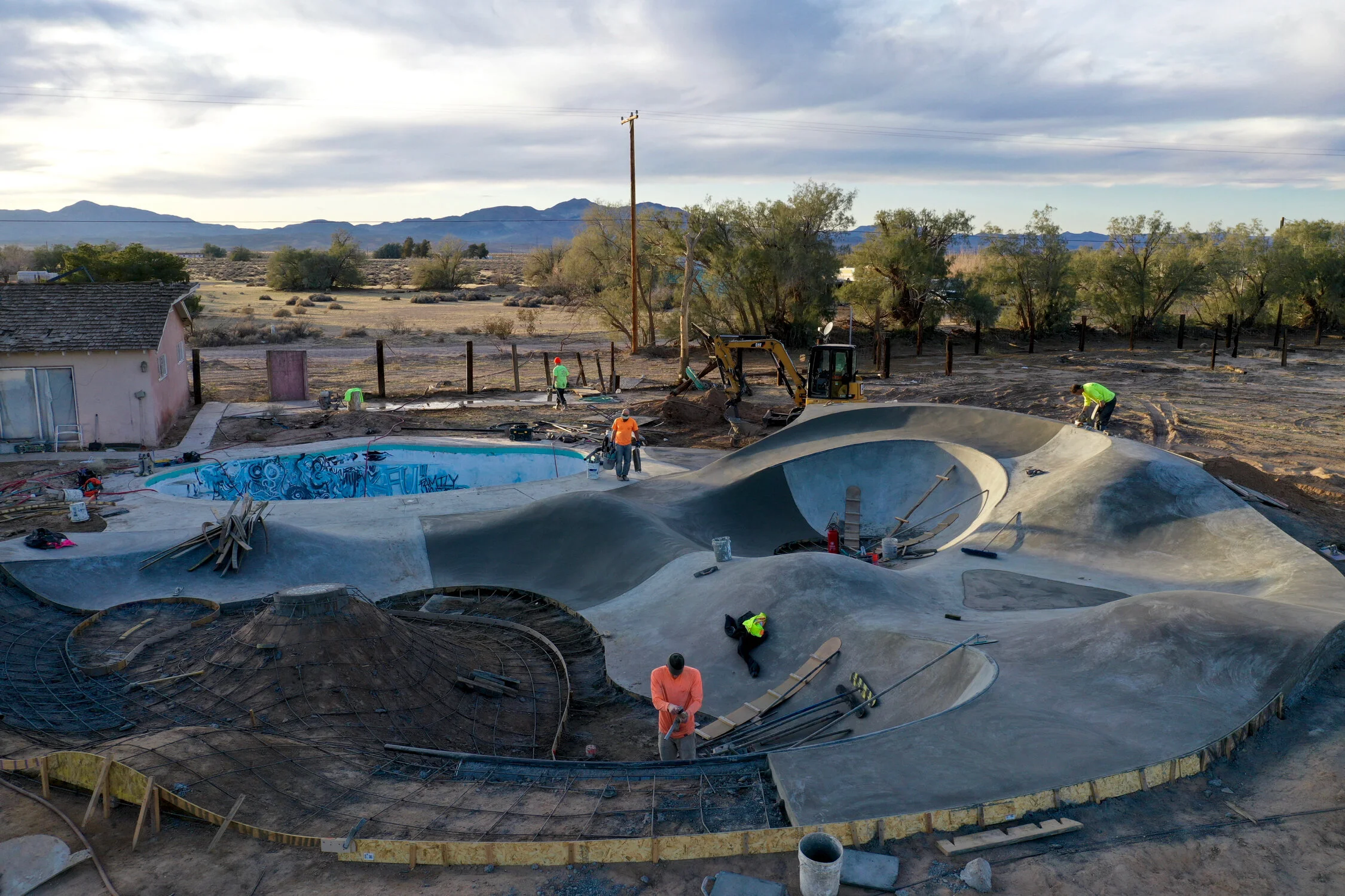Evergreen Skateparks — Desert Skate Inn, California