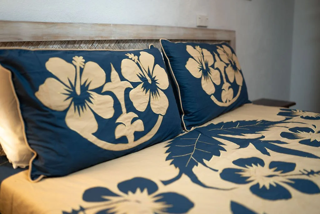 Tivaevae collectables | Handcrafted Pacific Art