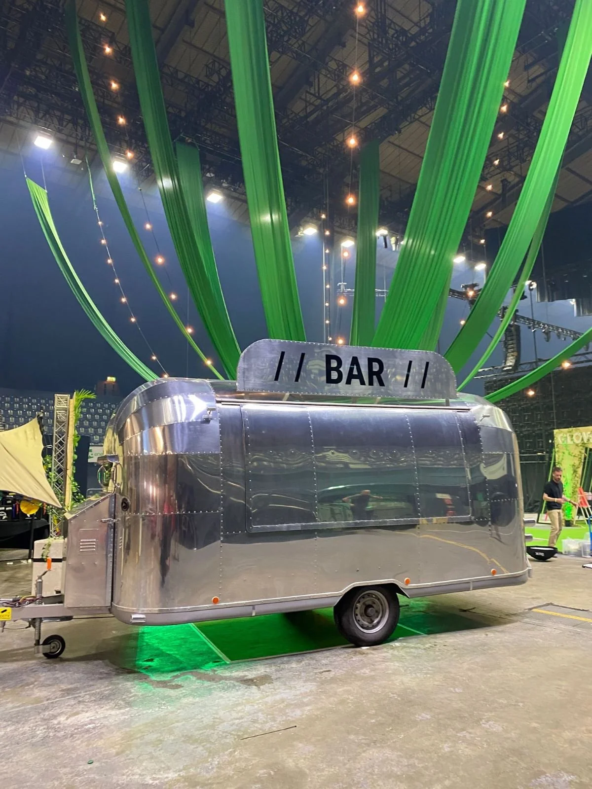 Airstream Bar Hire | Quirky Group