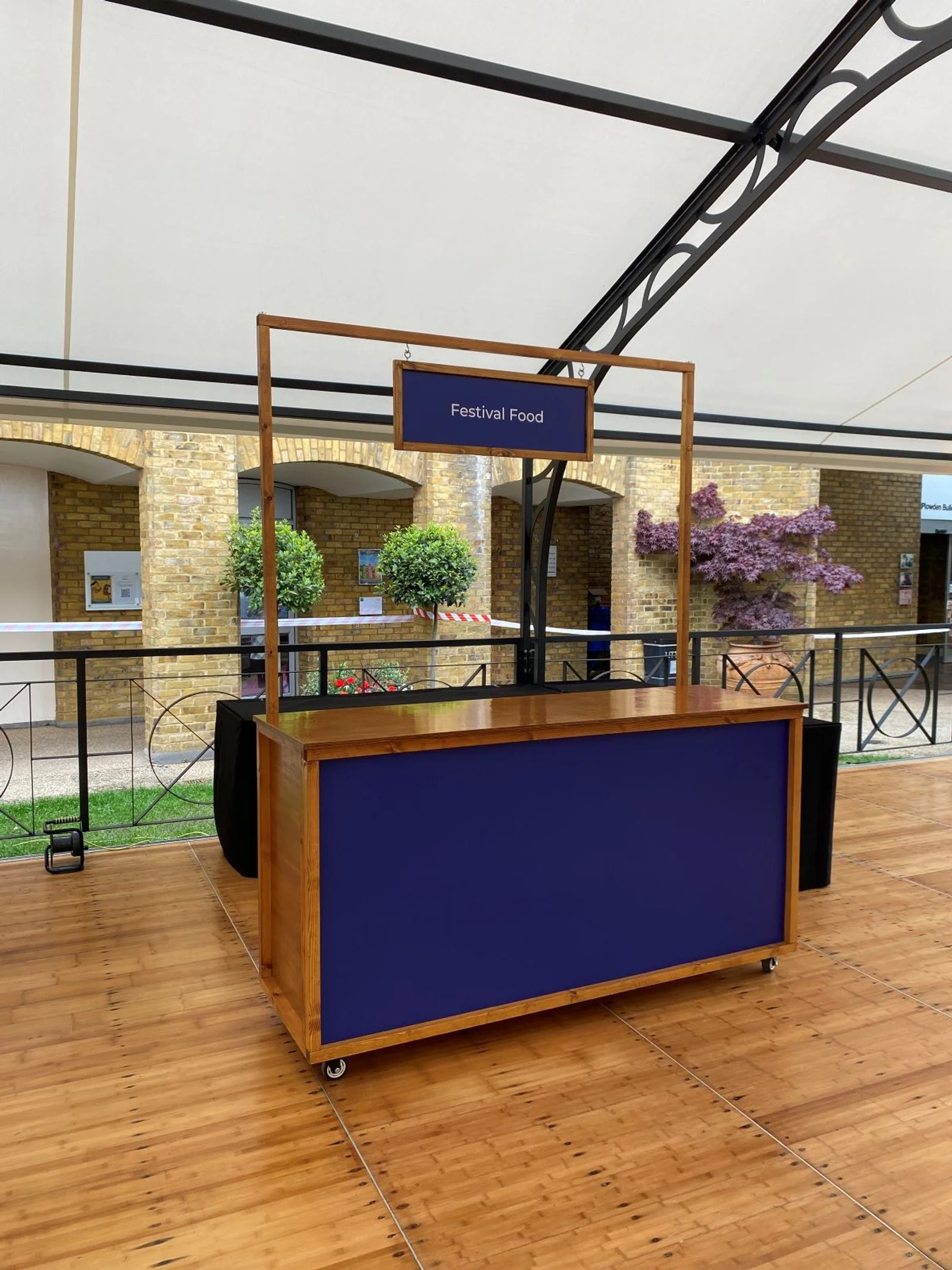 Fully Branded Food Stall Hire | Quirky Group