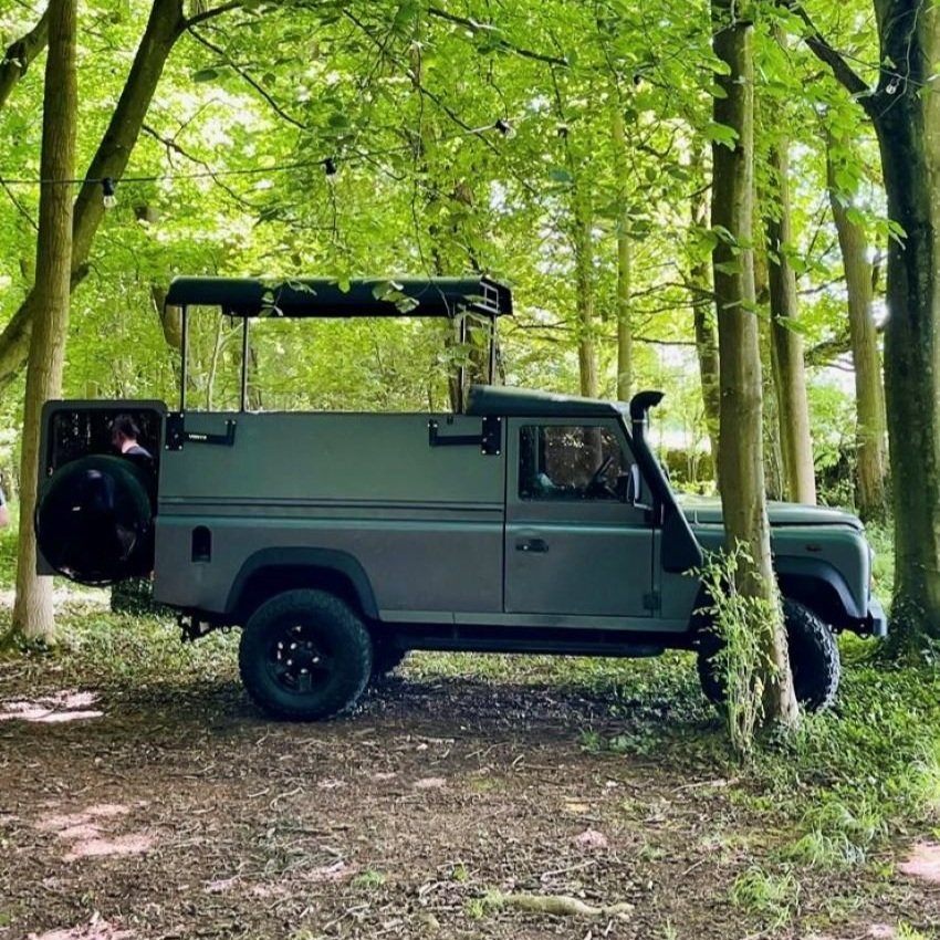 Defender Bar Hire | Quirky Group