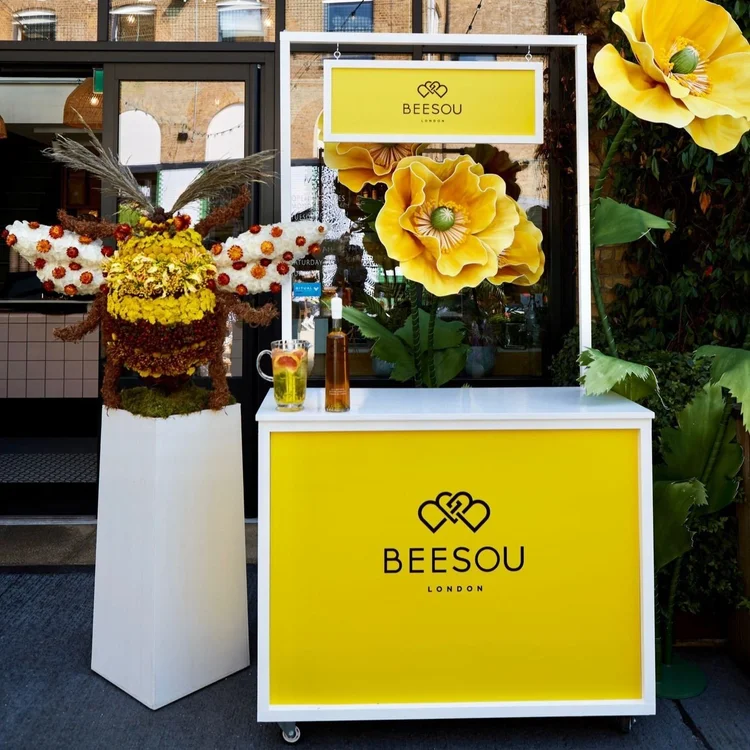 Mobile Bar Hire & Product Sampling Units | Quirky Group