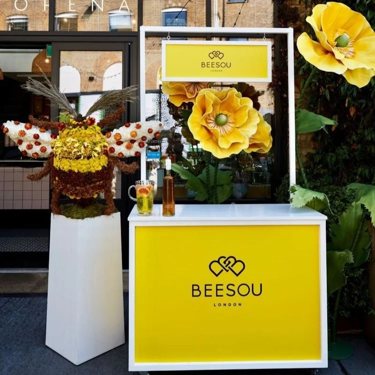 Mobile Bar Hire & Product Sampling Units | Quirky Group