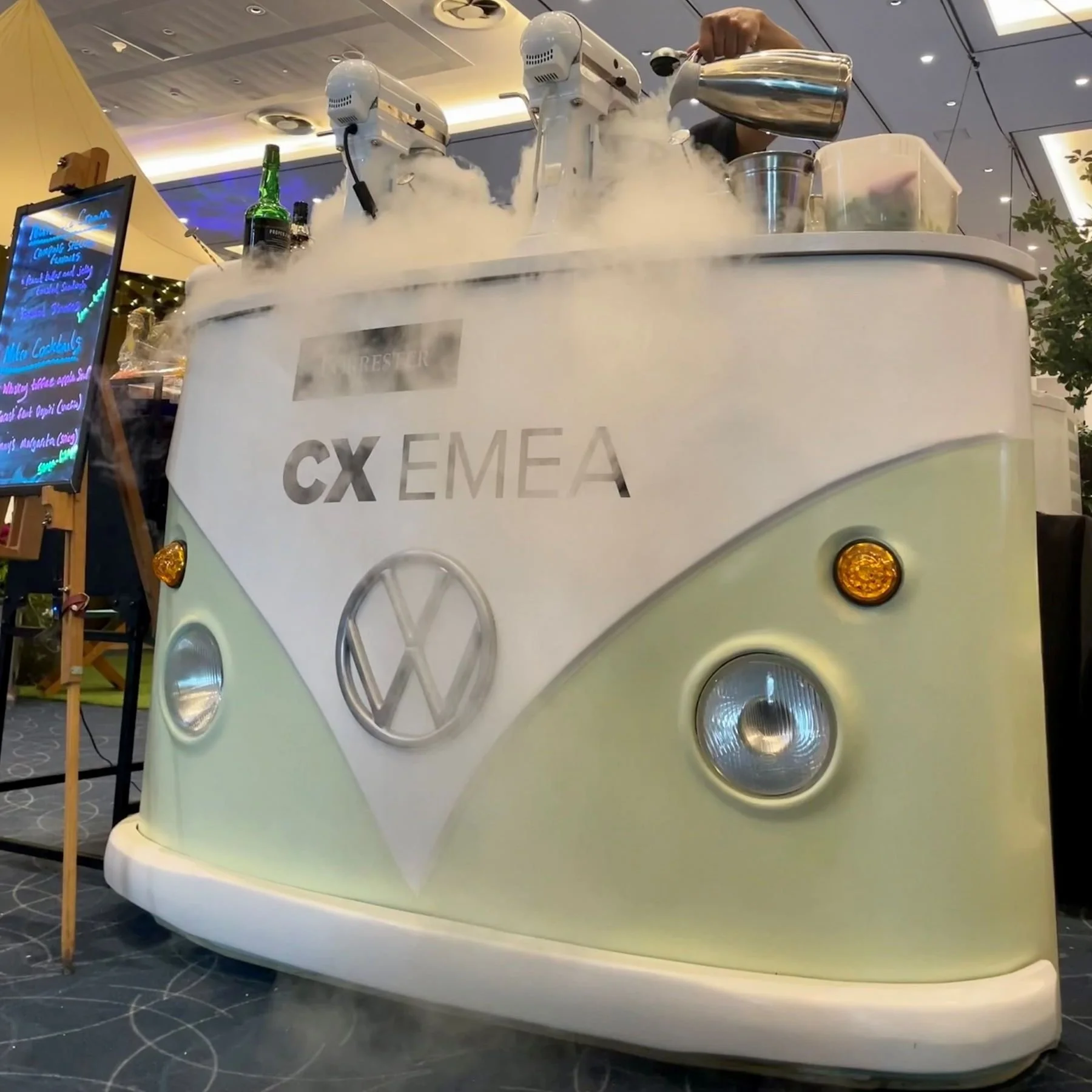 Mobile Bar Hire | Quirky Group