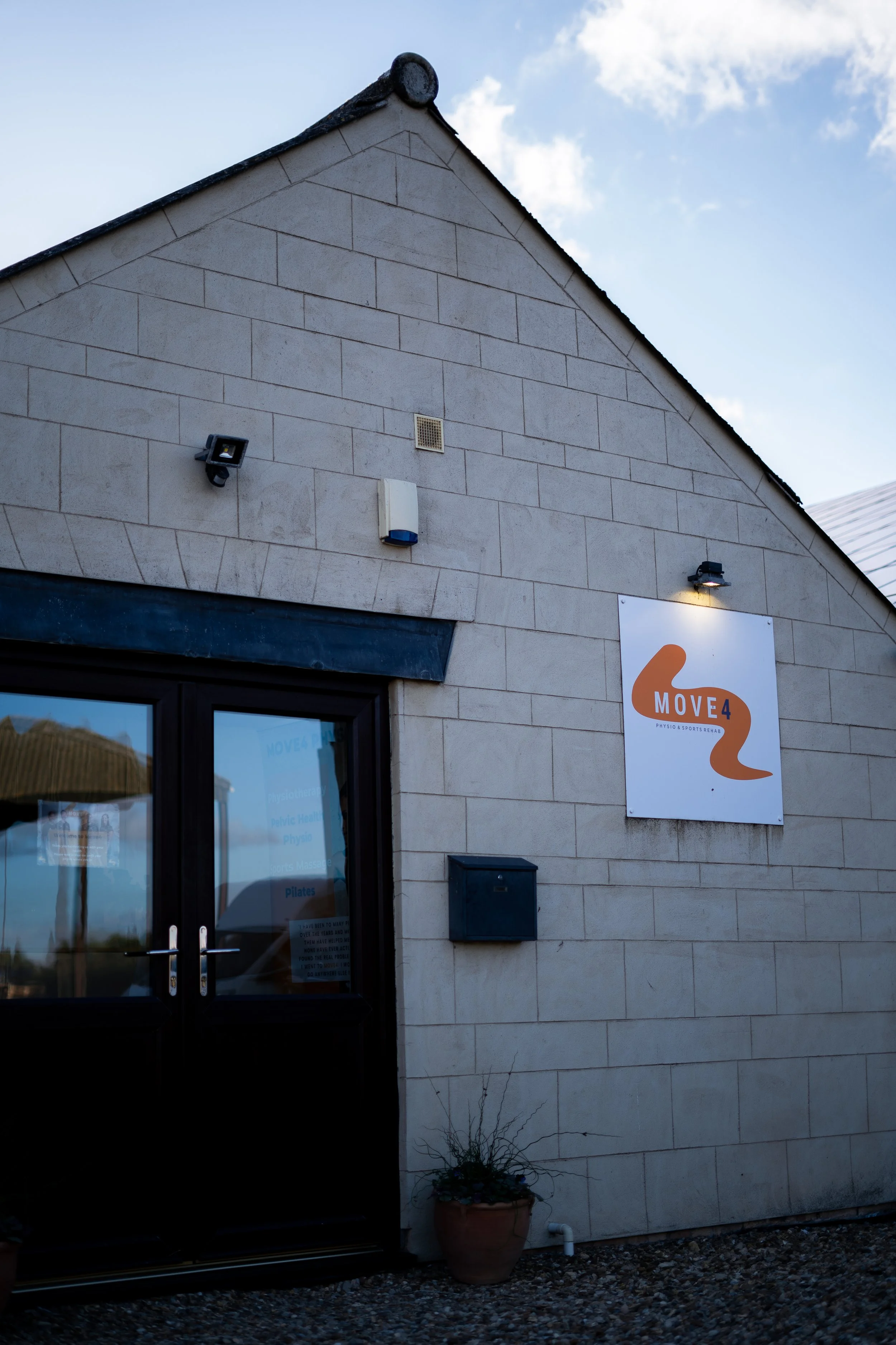 Move4 Physio | Northampton Physiotherapy