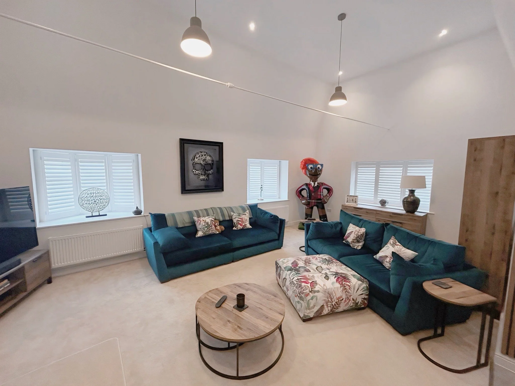 The Home Shutter Company - Tring Shutters | Local Showroom