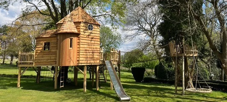 Bespoke Treehouse & Zip Wire Experts