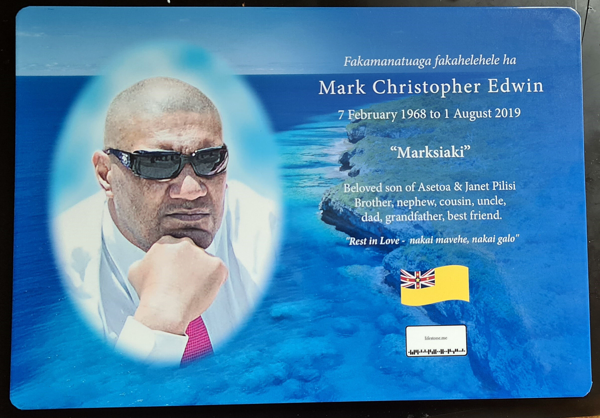 Memorial Plaques. Modern, Technology empowered, affordable plaques ...