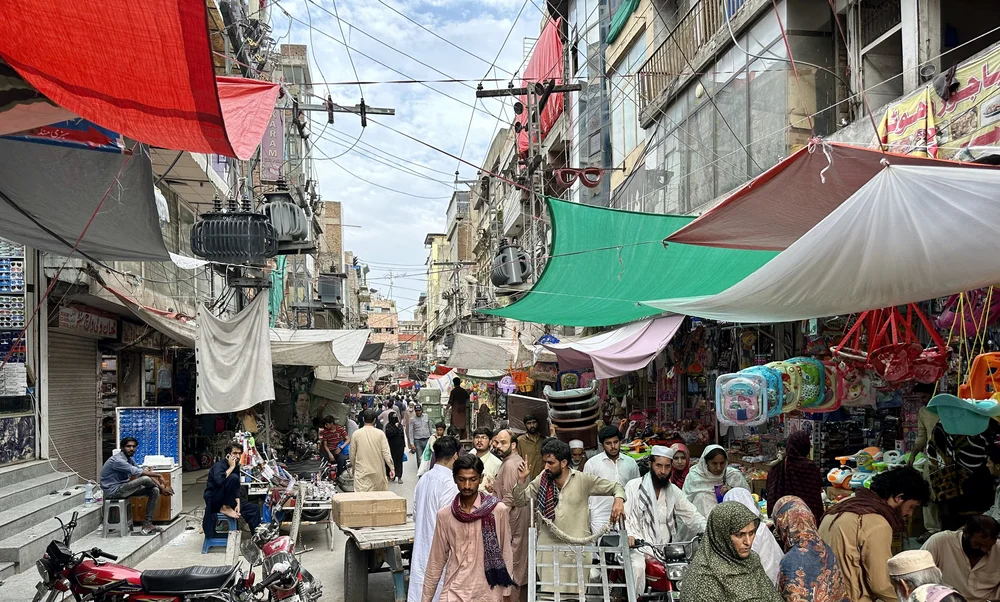 Pakistan - Skardu, Mansoor Rock, Pindi, Lahore, KKH and Kagan Valley ...