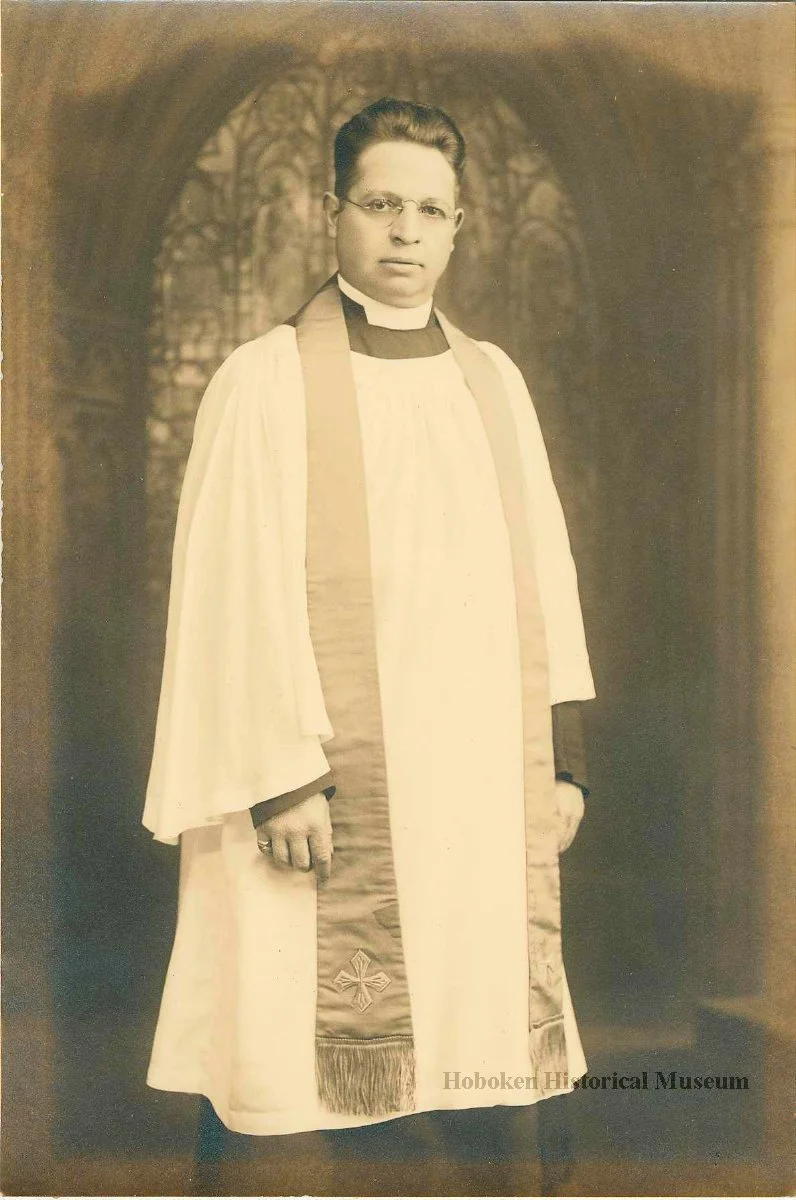 Holy Communion: The Trysting Place — Trinity San Antonio Lutheran Church