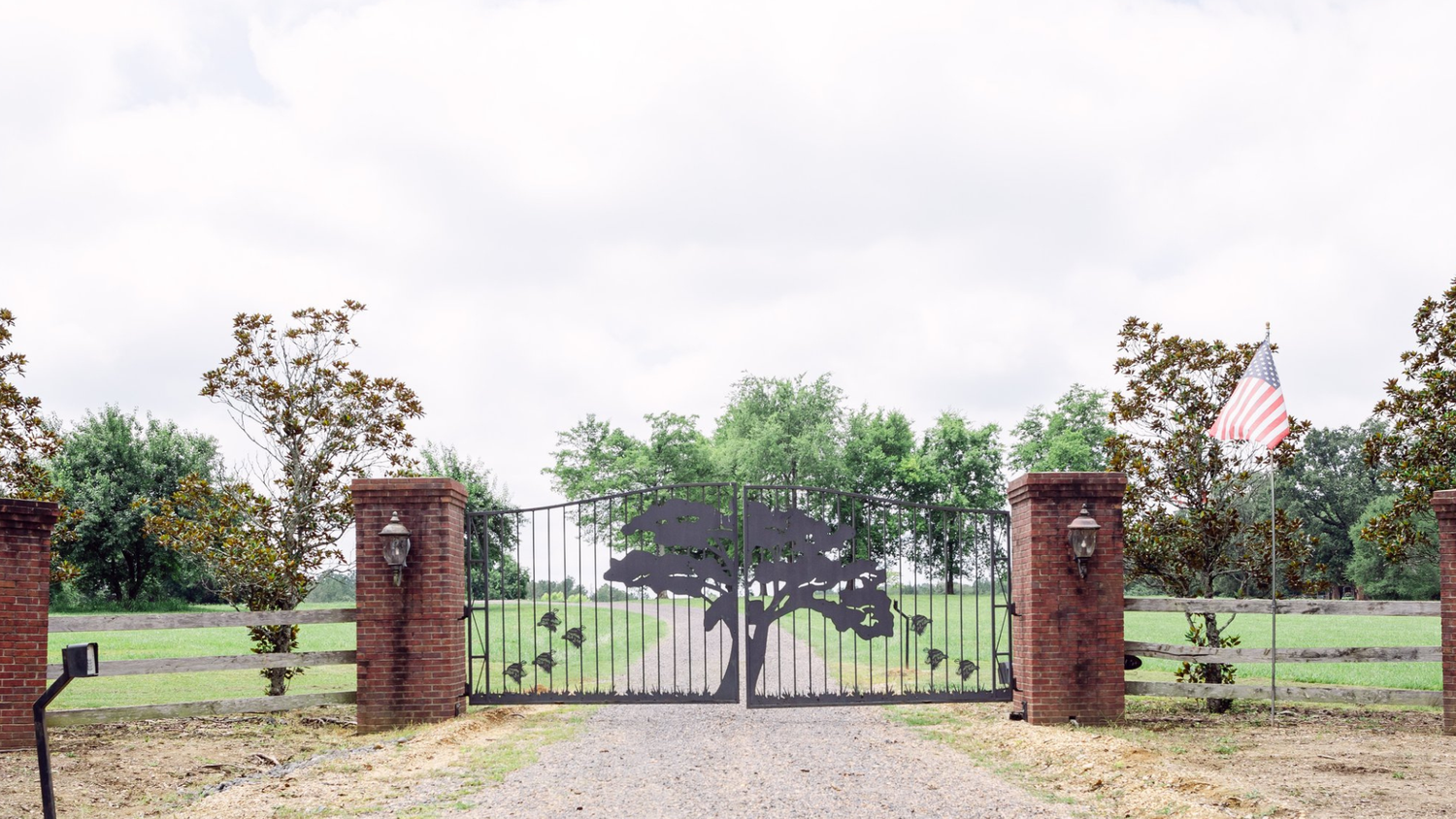 Farm & Ranch — Hogeye