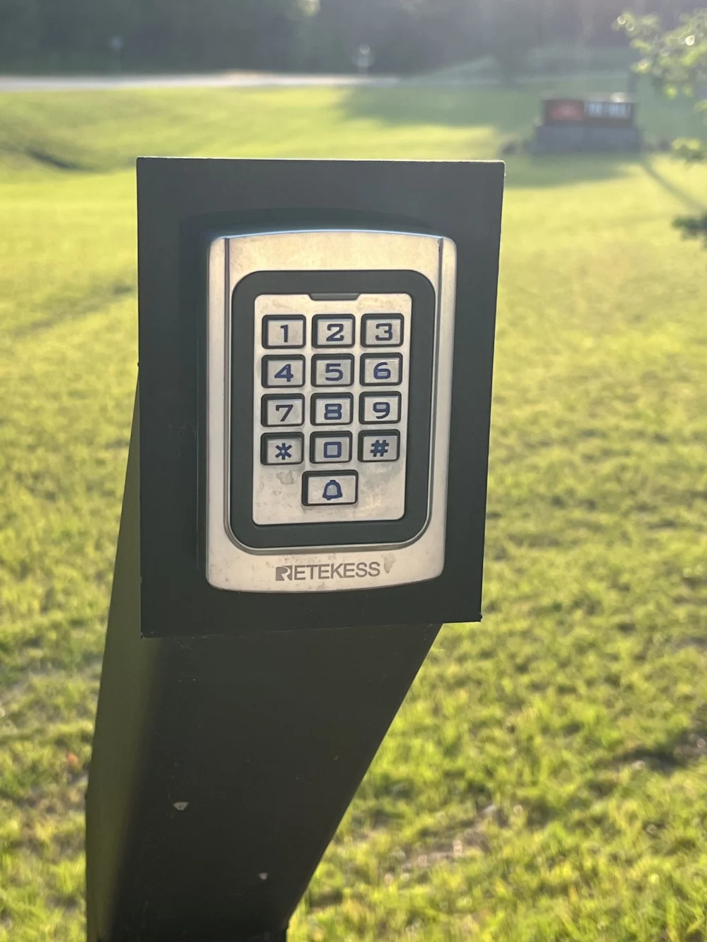 Farm & Ranch — Hogeye