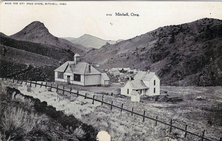 About — Mitchell, Oregon - Gateway to the Painted Hills