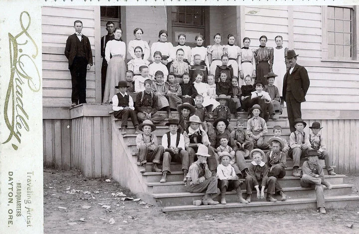 About — Mitchell, Oregon - Gateway to the Painted Hills