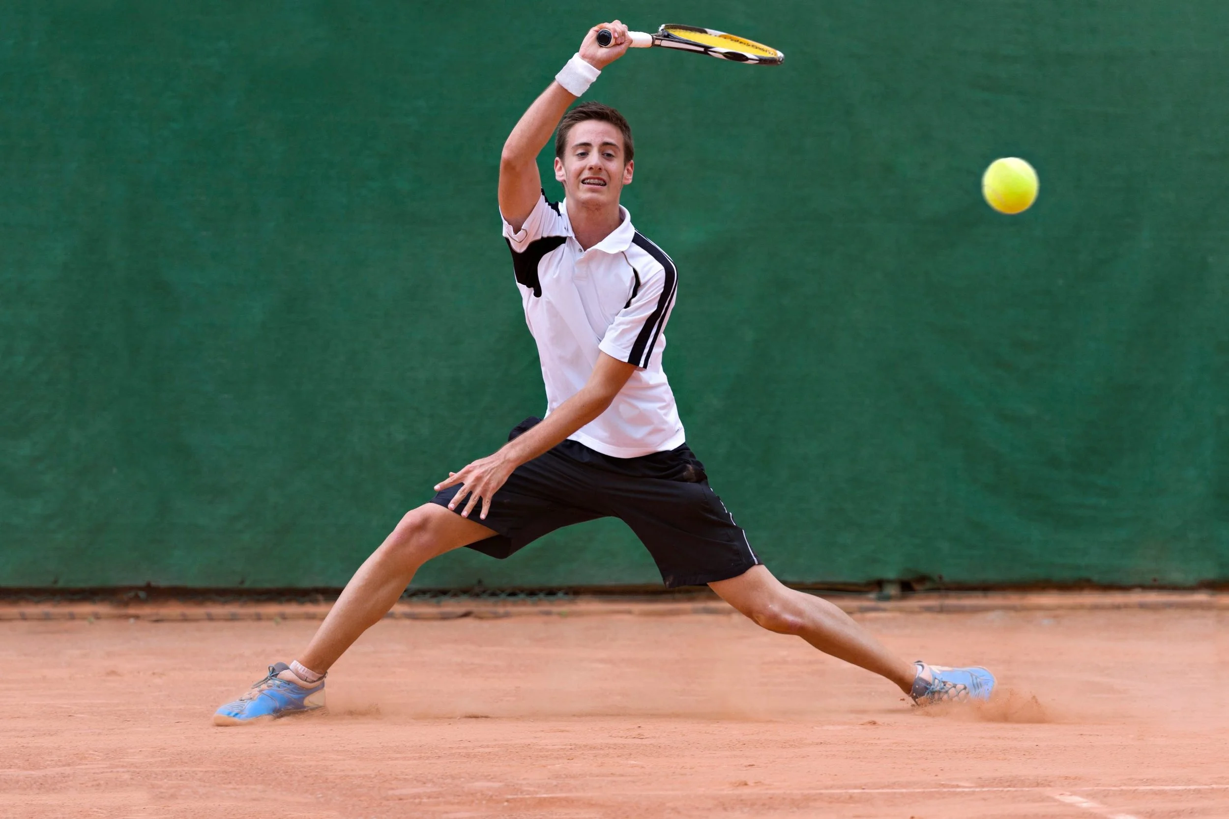 How To Counter-Attack Effectively In Tennis — Tennis Lessons Singapore ...
