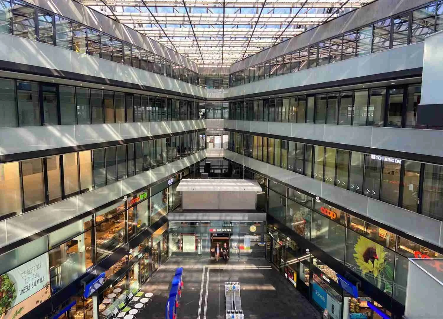 Company address Zug — F TRUST