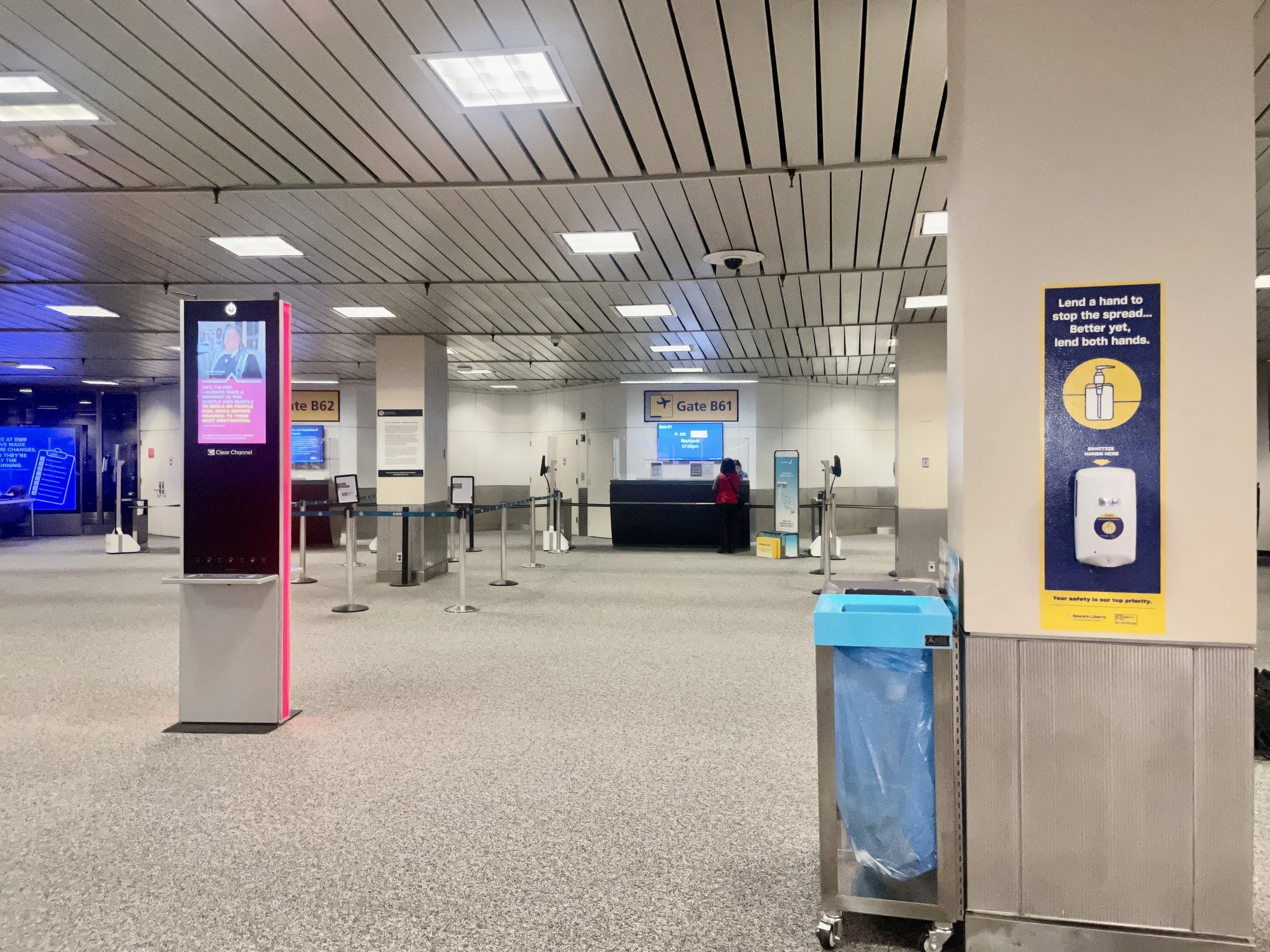 Icelandair Economy Class Review: FI622 Newark Airport (EWR) to ...