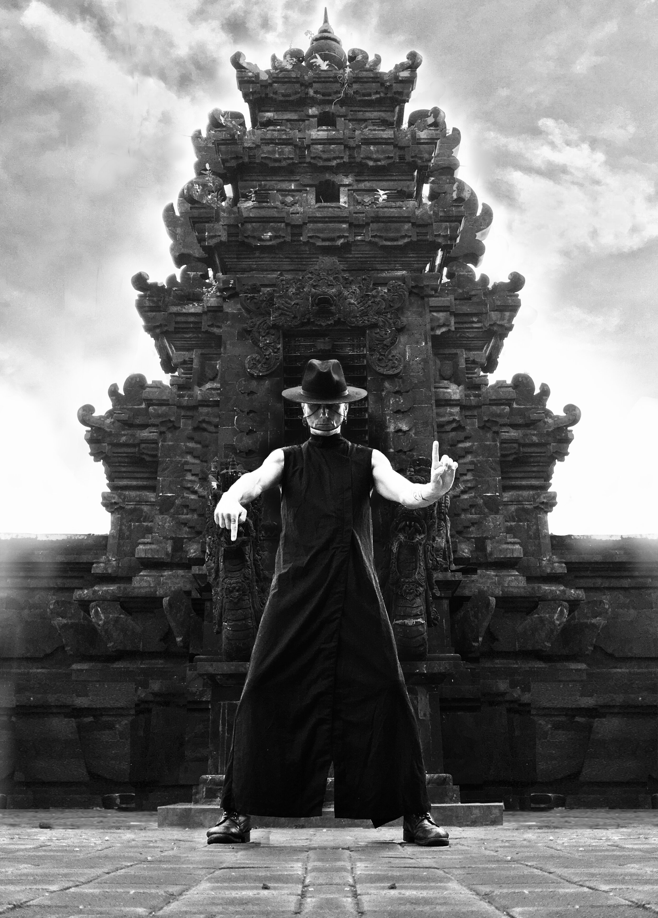 Arahant Sentient Robe — Arahant