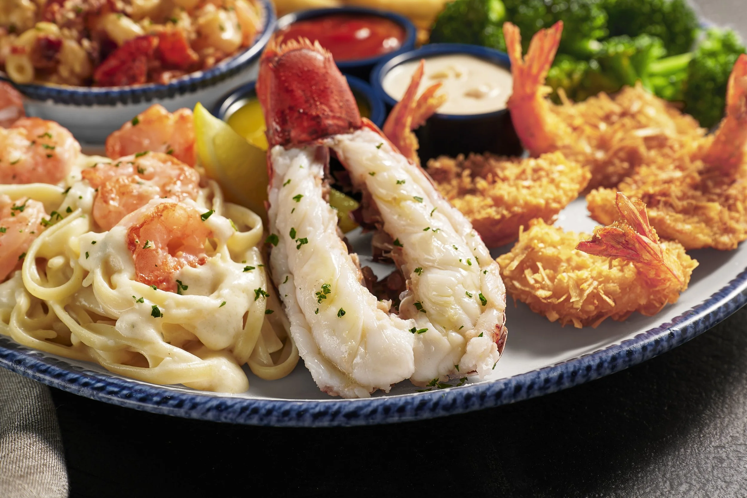 Red Lobster | Create Your Own Ultimate Feast — Y Pham Design